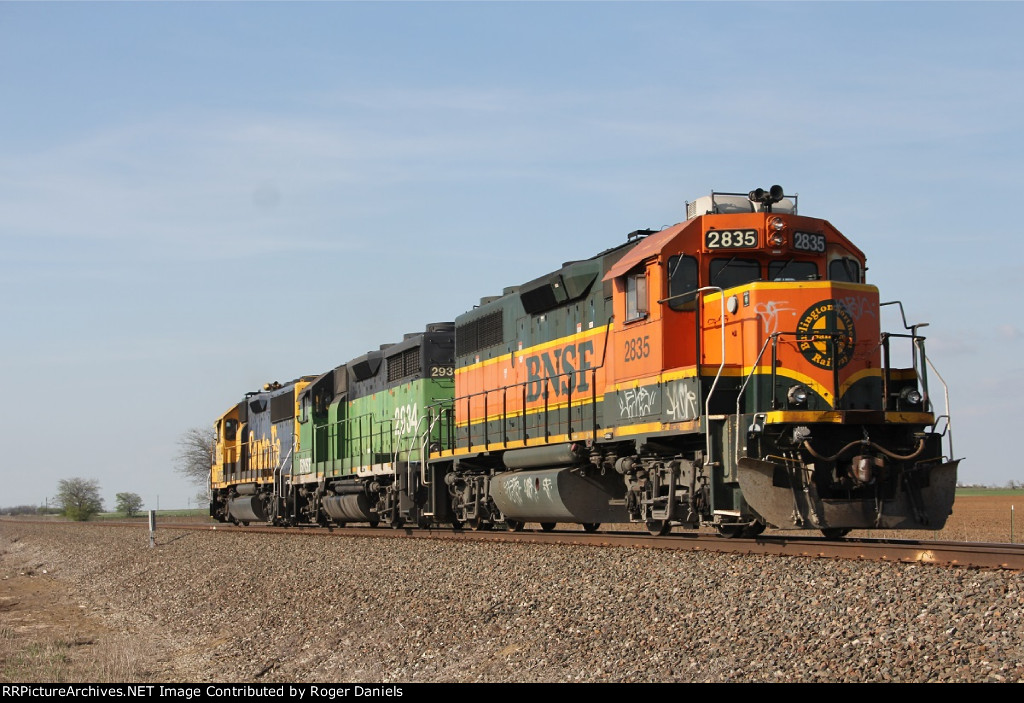 BNSF 2835